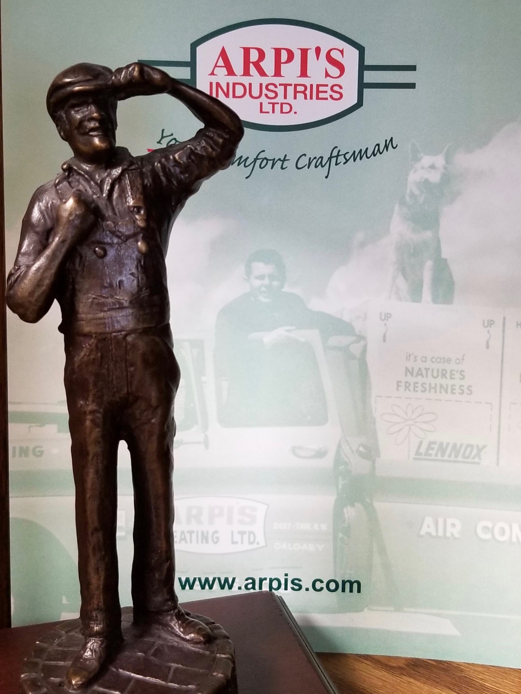 Arpi's Industries Receives Dave Lennox Award for Excellence